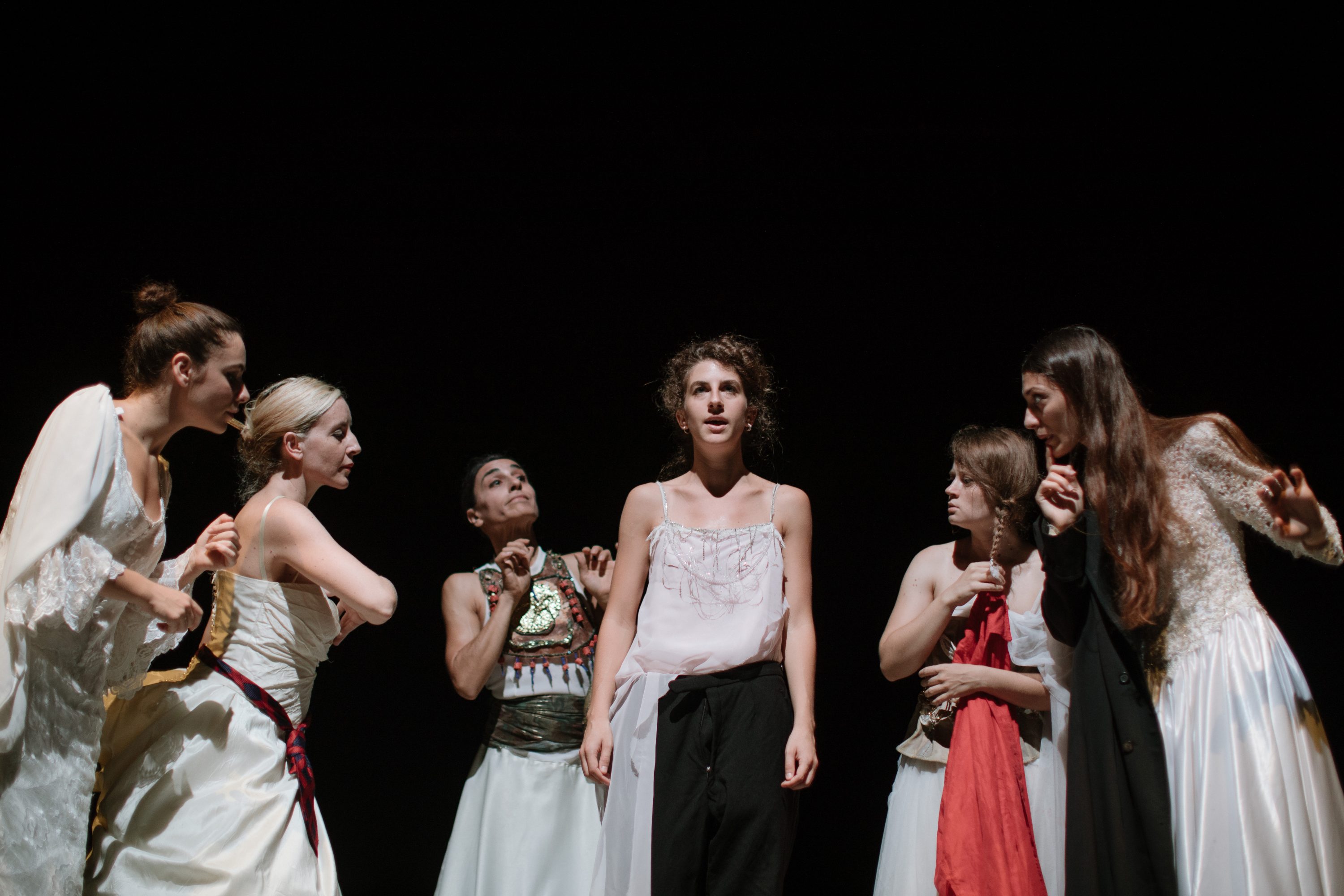 Heroides - Teatro Koreja